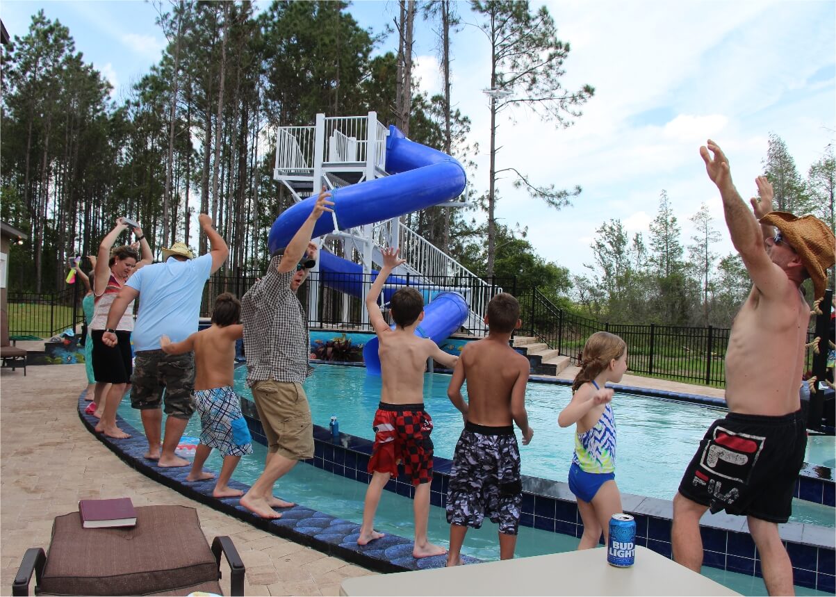 Pool with Lazy River and Waterslide at The Great Escape Lakeside